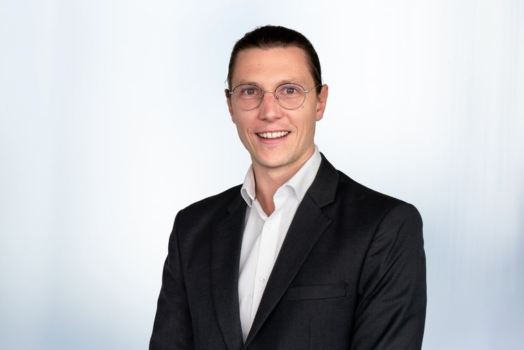 Volume Tour Operating