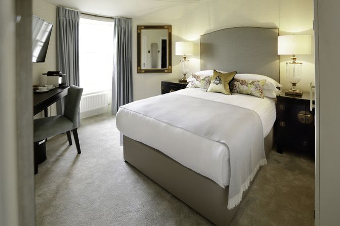 Nira Caledonia, Edinburgh - Migros Ferien